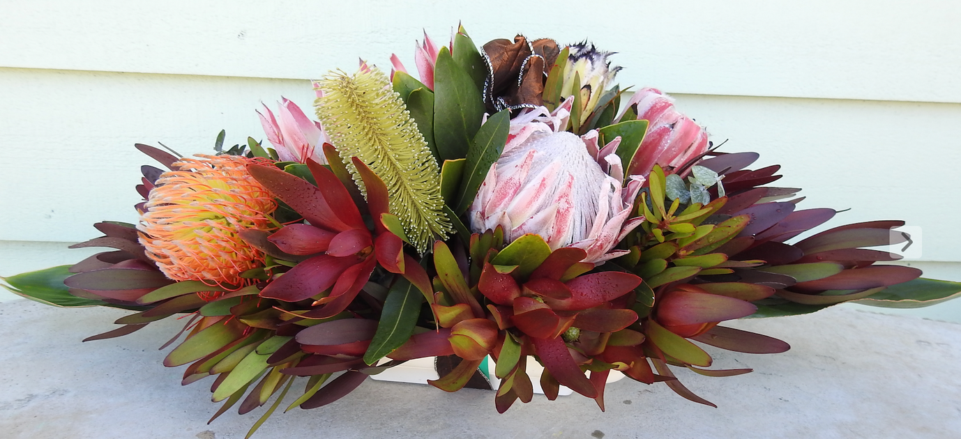 Fall Centerpieces - Maui Flower Delivery — Lehua's Forest, Flower Arrangements & Fruit Trees